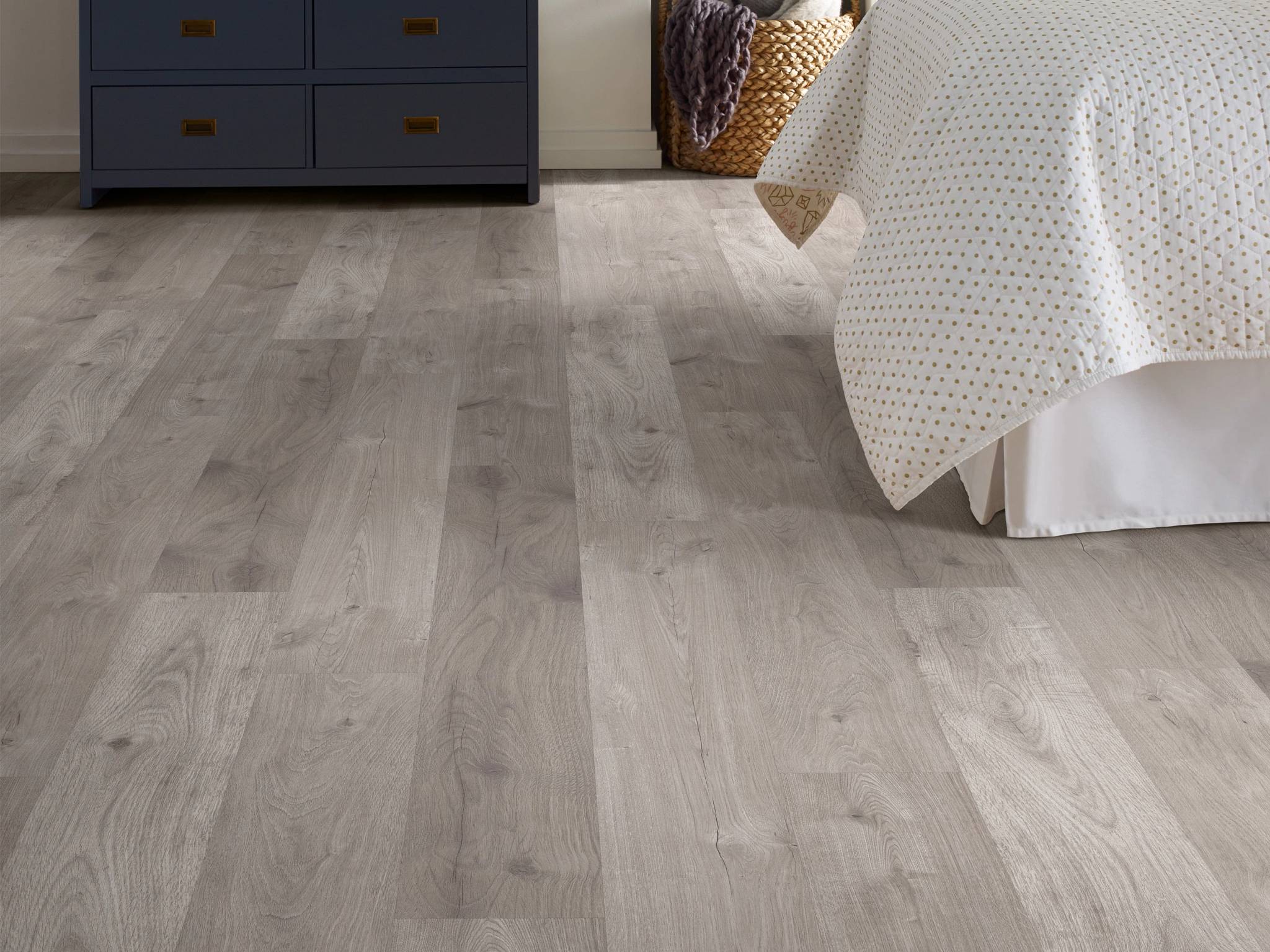 Grey Oak Effect Laminate Flooring – Flooring Ideas