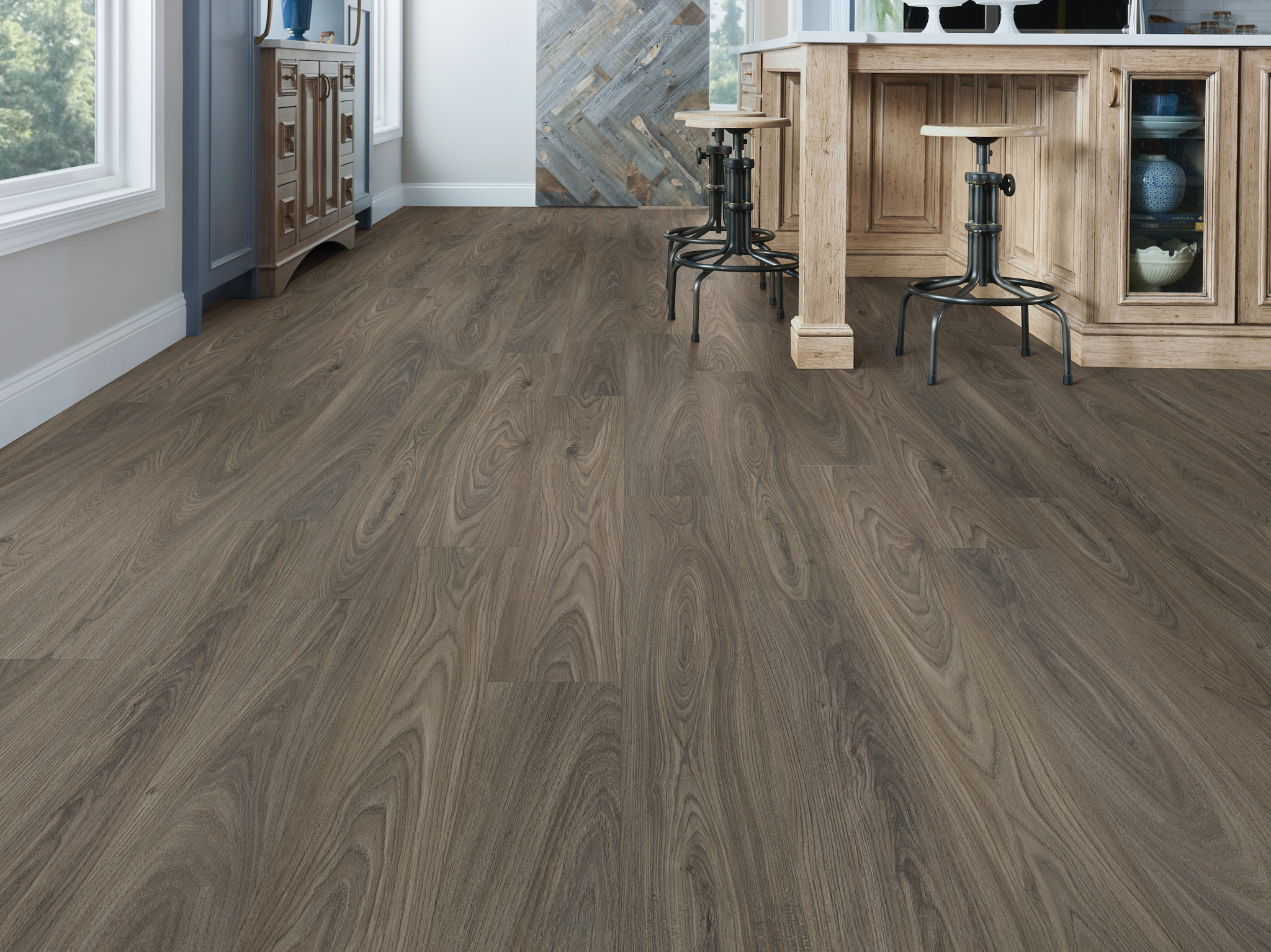 Anvil Plus 20 Mil - in Dark Elm | Shaw Floors