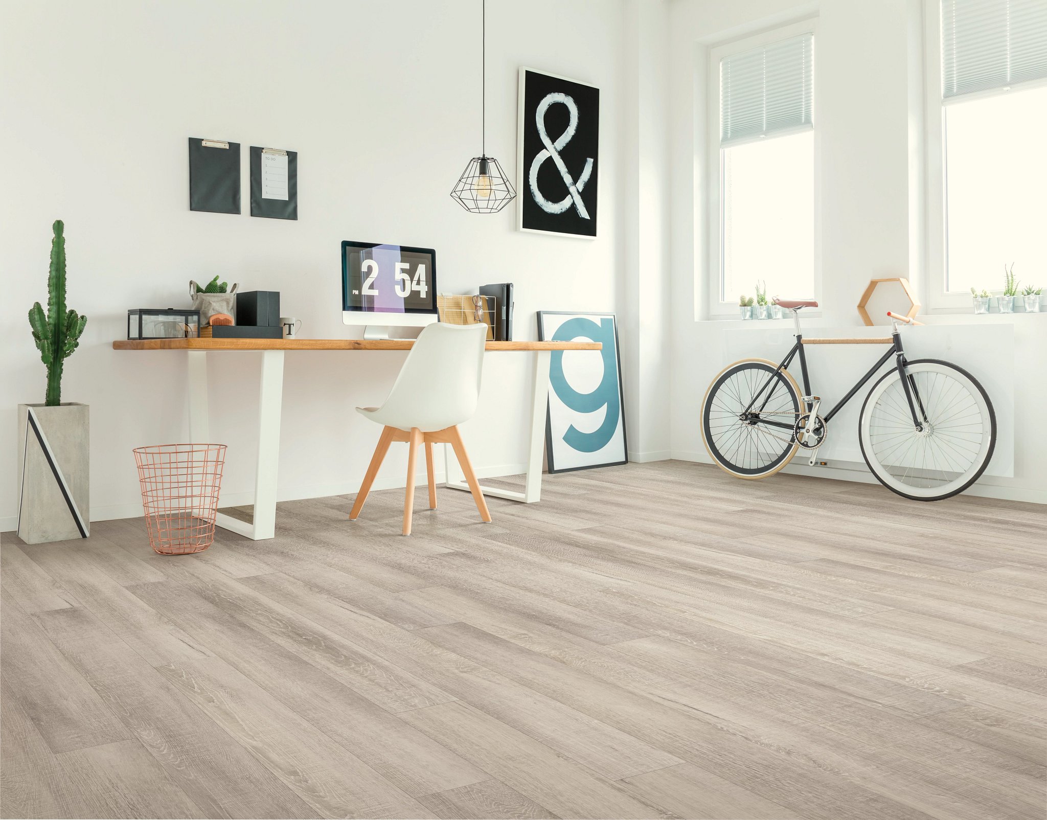 Deep Lake Oak VV585-50004 LVP Flooring | COREtec Originals